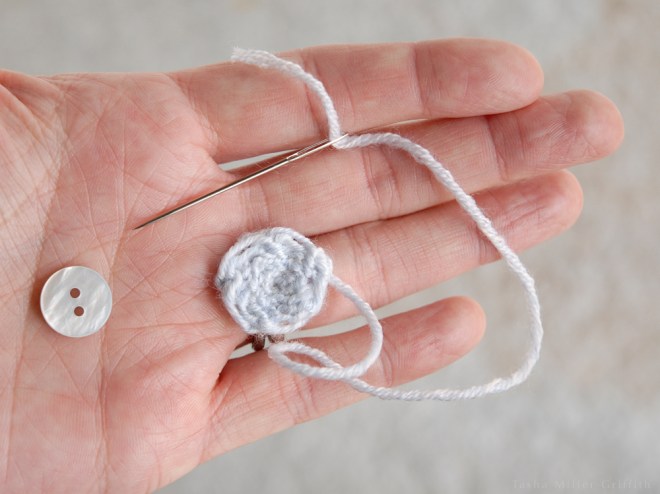 Make Your Own Tiny Hand-Knit Cover Buttons | Tasha Miller Griffith